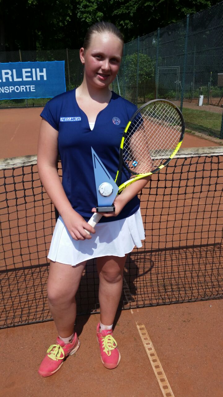 Hannah bei gut besetztem Ranglistenturnier in Bremen auf Platz zwei ...